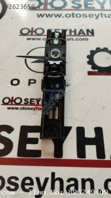 565857819A T cross ön emniyet kemeri mekanizması