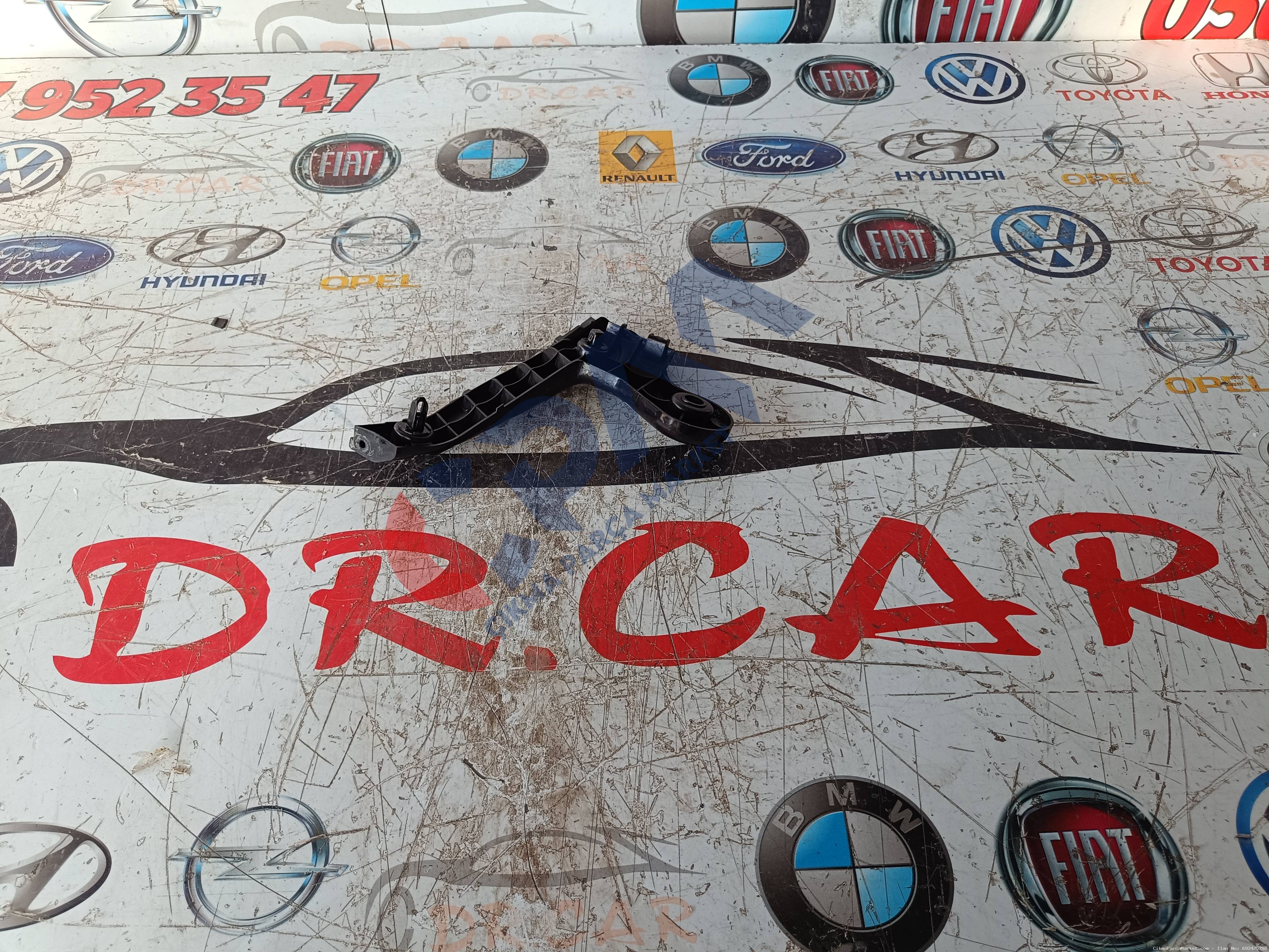 2019 2022 Toyota Corolla Sol Ön Tampon Braketi 5211602480