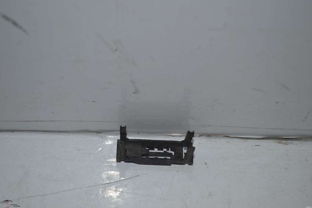 Mercedes S Serisi W222 A222 Braket A2225454640