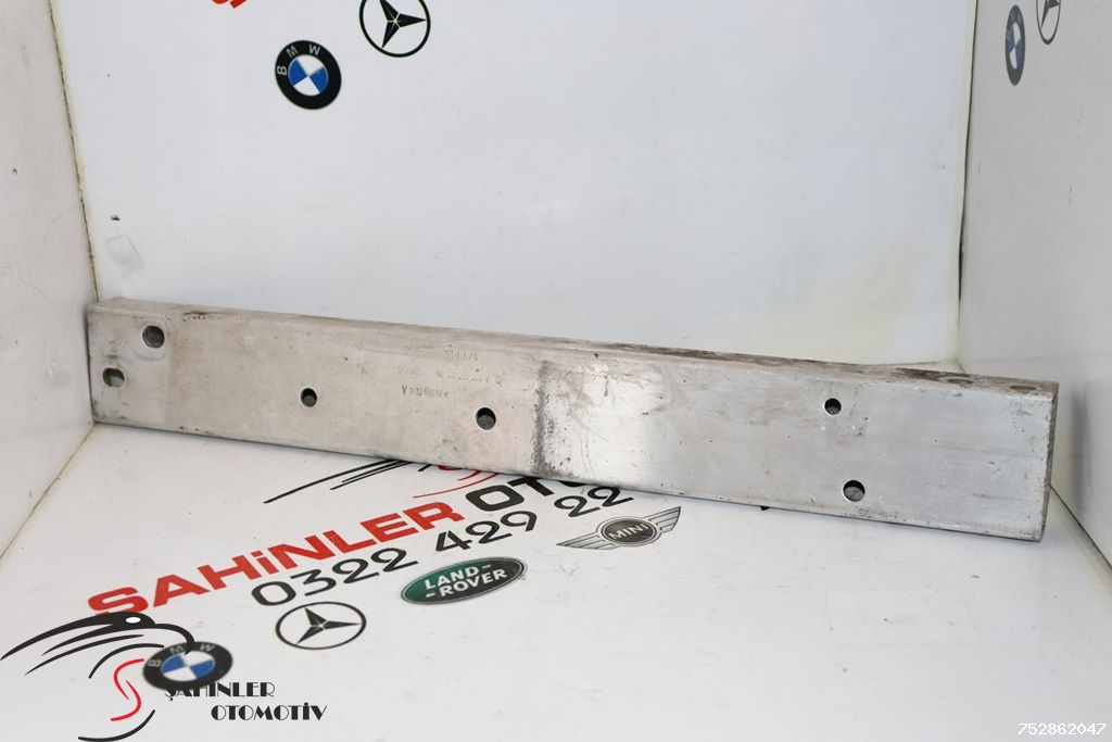 Çıkma Parça Market - Tampon Demir Braketi